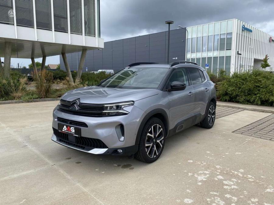 Pelēks Citroen C5 Aircross 2022 Viļņa, ar dzinēja tilpumu 1.20 L un nobraukumu 93 tūkst. km par 19000 €, foto 1 vietnē AUTOMOTO.COM.LV