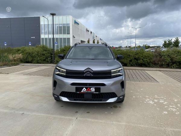Серый Ситроен C5 Aircross 2022 в Вильнюс, объемом двигателя 1.20 л и пробегом 93 тыс. км за 19000 €, фото 2 на AUTOMOTO.COM.LV