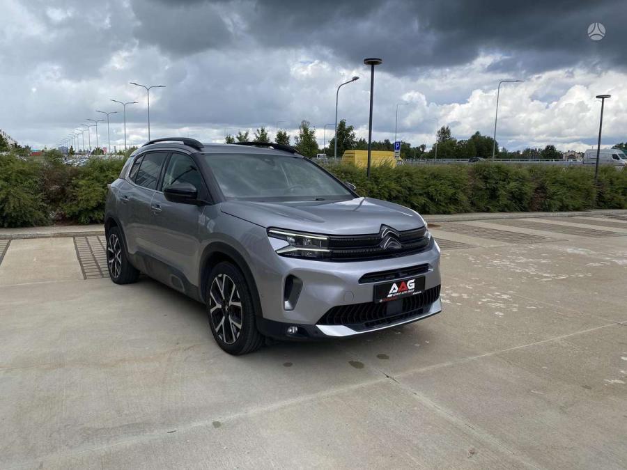 Pelēks Citroen C5 Aircross 2022 Viļņa, ar dzinēja tilpumu 1.20 L un nobraukumu 93 tūkst. km par 19000 €, foto 9 vietnē AUTOMOTO.COM.LV