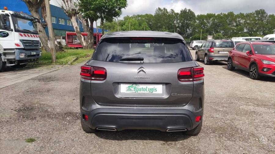 Pelēks Citroen C5 Aircross 2022 Klaipėda, ar dzinēja tilpumu 1.50 L un nobraukumu 166 tūkst. km par 16529 €, foto 13 vietnē AUTOMOTO.COM.LV