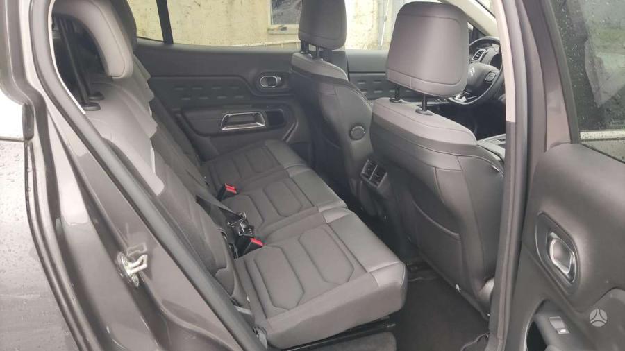 Pelēks Citroen C5 Aircross 2022 Klaipėda, ar dzinēja tilpumu 1.50 L un nobraukumu 166 tūkst. km par 16529 €, foto 24 vietnē AUTOMOTO.COM.LV