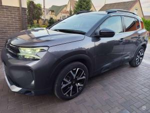 Grey Citroen C5 Aircross 2022 in Kalvarija, with an engine capacity of 1.50 L and mileage of 92 thousand km for 17606 €, photo 5 on AUTOMOTO.COM.LV