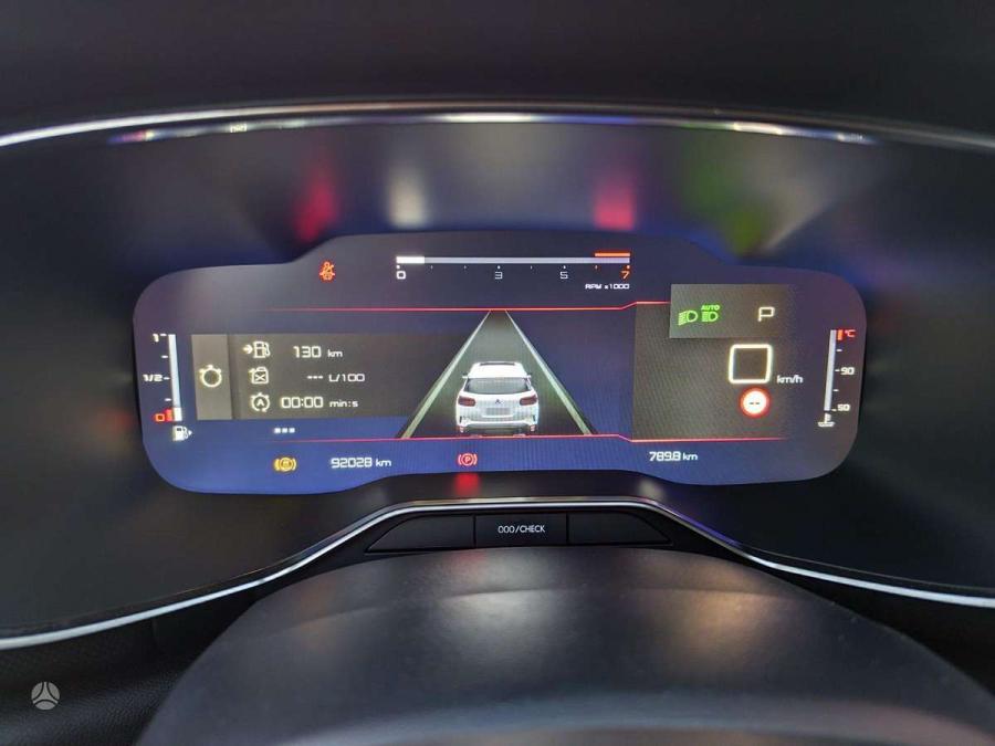 Grey Citroen C5 Aircross 2022 in Kalvarija, with an engine capacity of 1.50 L and mileage of 92 thousand km for 17606 €, photo 6 on AUTOMOTO.COM.LV