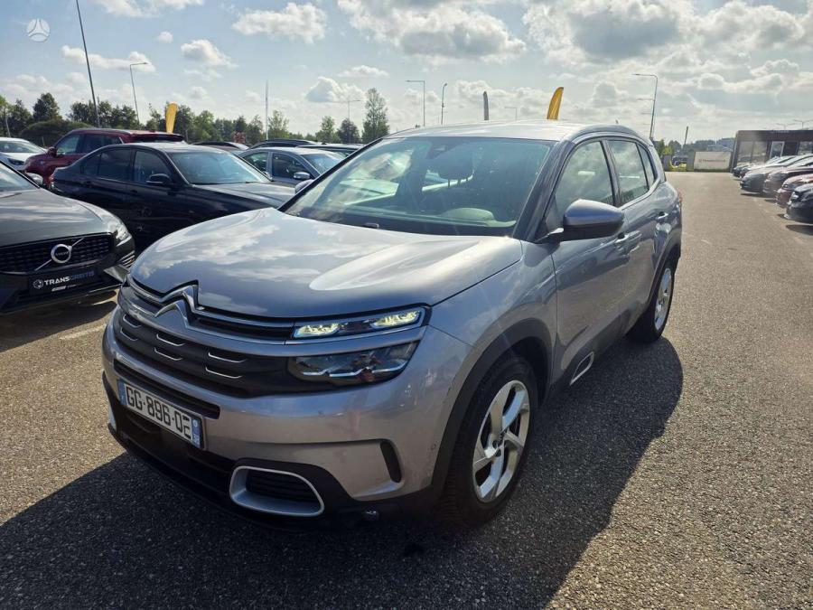 Pelēks Citroen C5 Aircross 2022 Viļņa, ar dzinēja tilpumu 1.50 L un nobraukumu 180 tūkst. km par 11999 €, foto 1 vietnē AUTOMOTO.COM.LV