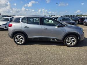 Pelēks Citroen C5 Aircross 2022 Viļņa, ar dzinēja tilpumu 1.50 L un nobraukumu 180 tūkst. km par 11999 €, foto 3 vietnē AUTOMOTO.COM.LV
