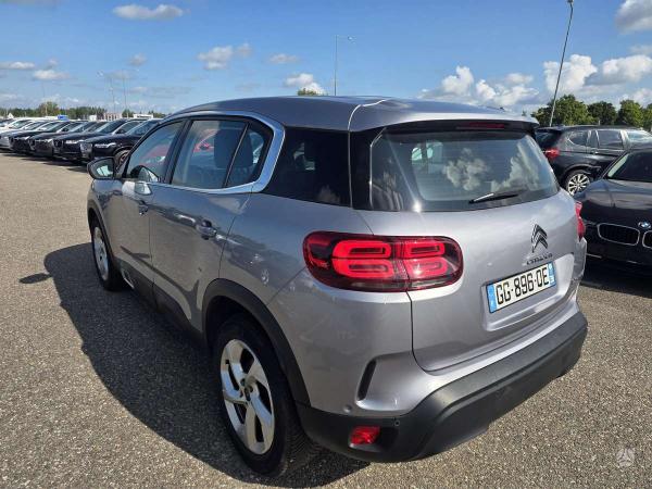 Citroen C5 Aircross 2022 Viļņa vietnē Pelēks Citroen C5 Aircross 2022 Viļņa, ar dzinēja tilpumu 1.50 L un nobraukumu 180 tūkst. km par 11999 €, foto 5 vietnē AUTOMOTO.COM.LV