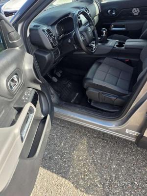 Pelēks Citroen C5 Aircross 2022 Viļņa, ar dzinēja tilpumu 1.50 L un nobraukumu 180 tūkst. km par 11999 €, foto 8 vietnē AUTOMOTO.COM.LV