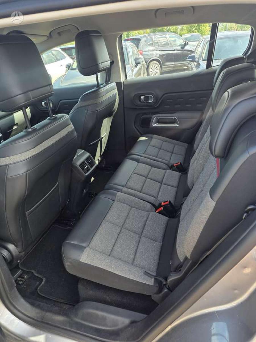 Pelēks Citroen C5 Aircross 2022 Viļņa, ar dzinēja tilpumu 1.50 L un nobraukumu 180 tūkst. km par 11999 €, foto 9 vietnē AUTOMOTO.COM.LV