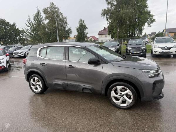 Grey Citroen C5 Aircross 2022 in Taurage, with an engine capacity of 1.20 L and mileage of 120 thousand km for 10200 €, photo 5 on AUTOMOTO.COM.LV