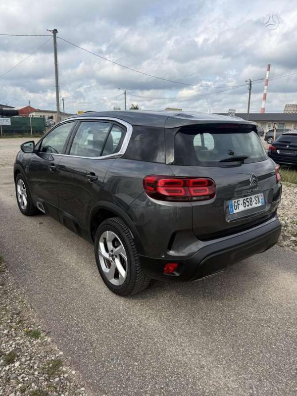 Серый Ситроен C5 Aircross 2022 в Вильнюс, объемом двигателя 1.50 л и пробегом 190 тыс. км за 10650 €, фото 7 на AUTOMOTO.COM.LV