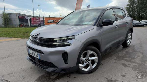 Grey Citroen C5 Aircross 2022 in Kaunas, with an engine capacity of 1.20 L and mileage of 142 thousand km for 13976 €, photo 3 on AUTOMOTO.COM.LV