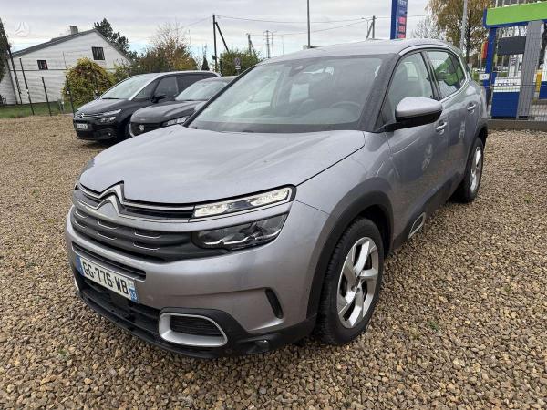 Pelēks Citroen C5 Aircross 2022 Tauragė, ar dzinēja tilpumu 1.50 L un nobraukumu 200 tūkst. km par 10200 €, foto  vietnē AUTOMOTO.COM.LV