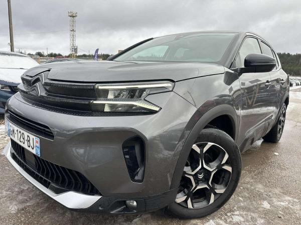 Grey Citroen C5 Aircross 2023 in Vilnius, with an engine capacity of 1.20 L and mileage of 161 thousand km for 15124 €, photo 1 on AUTOMOTO.COM.LV