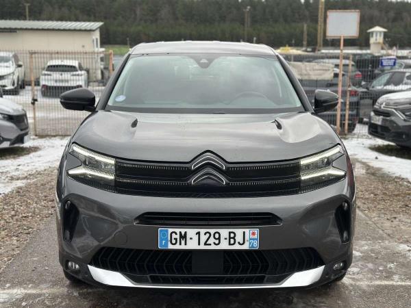 Grey Citroen C5 Aircross 2023 in Vilnius, with an engine capacity of 1.20 L and mileage of 161 thousand km for 15124 €, photo 2 on AUTOMOTO.COM.LV
