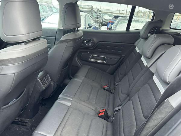 Pelēks Citroen C5 Aircross 2023 Viļņa, ar dzinēja tilpumu 1.20 L un nobraukumu 161 tūkst. km par 15124 €, foto 11 vietnē AUTOMOTO.COM.LV