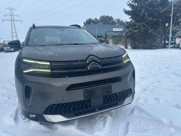 Grey Citroen C5 Aircross 2023 in Kaunas, with an engine capacity of 1.50 L and mileage of 145 thousand km for 15972 €, photo 2 on AUTOMOTO.COM.LV