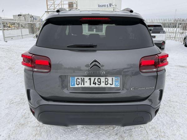 Grey Citroen C5 Aircross 2023 in Marijampole, with an engine capacity of 1.20 L and mileage of 83 thousand km for 16934 €, photo 6 on AUTOMOTO.COM.LV