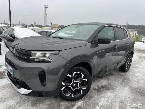 Grey Citroen C5 Aircross 2023 in Vilnius, with an engine capacity of 1.20 L and mileage of 168 thousand km for 13309 €, photo 1 on AUTOMOTO.COM.LV