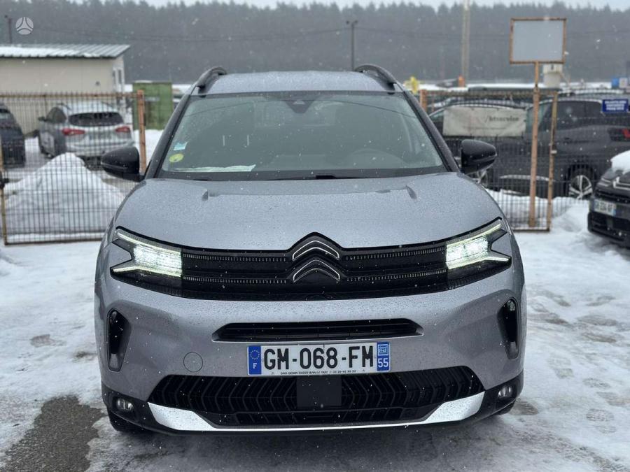 Pelēks Citroen C5 Aircross 2023 Viļņa, ar dzinēja tilpumu 1.50 L un nobraukumu 162 tūkst. km par 17302 €, foto 2 vietnē AUTOMOTO.COM.LV