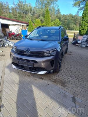 Pelēks Citroen C5 Aircross 2023 Liepāja, ar dzinēja tilpumu 1.20 L un nobraukumu 43 tūkst. km par 18500 €, foto  vietnē AUTOMOTO.COM.LV