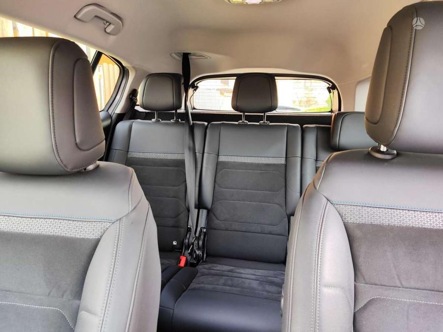 Pelēks Citroen C5 Aircross 2023 Marijampole, ar dzinēja tilpumu 1.50 L un nobraukumu 158 tūkst. km par 17781 €, foto 29 vietnē AUTOMOTO.COM.LV