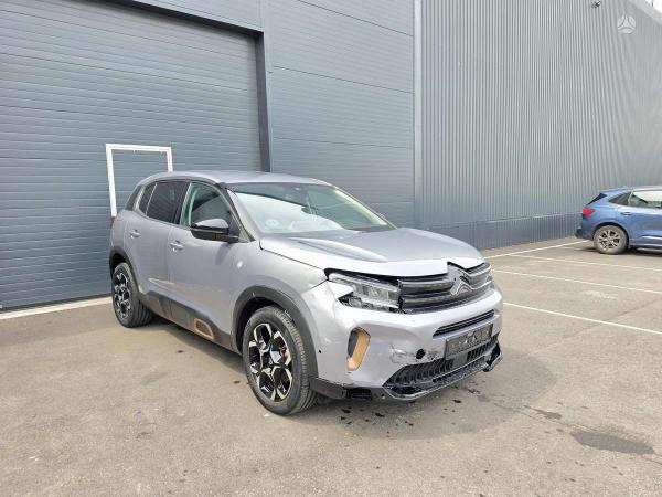 Grey Citroen C5 Aircross 2023 in Kaunas, with an engine capacity of 1.50 L and mileage of 57 thousand km for 11400 €, photo 3 on AUTOMOTO.COM.LV