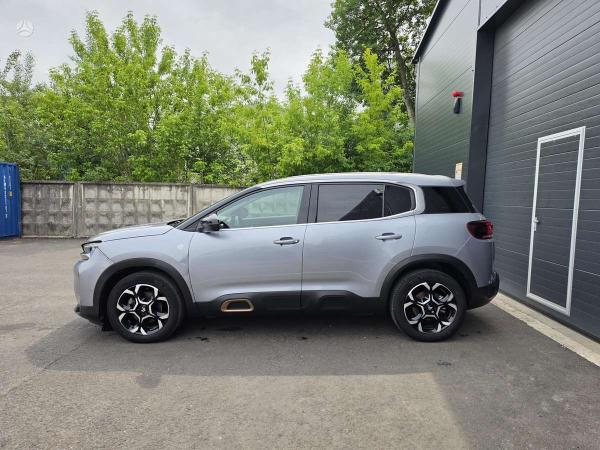 Grey Citroen C5 Aircross 2023 in Kaunas, with an engine capacity of 1.50 L and mileage of 57 thousand km for 11400 €, photo 5 on AUTOMOTO.COM.LV