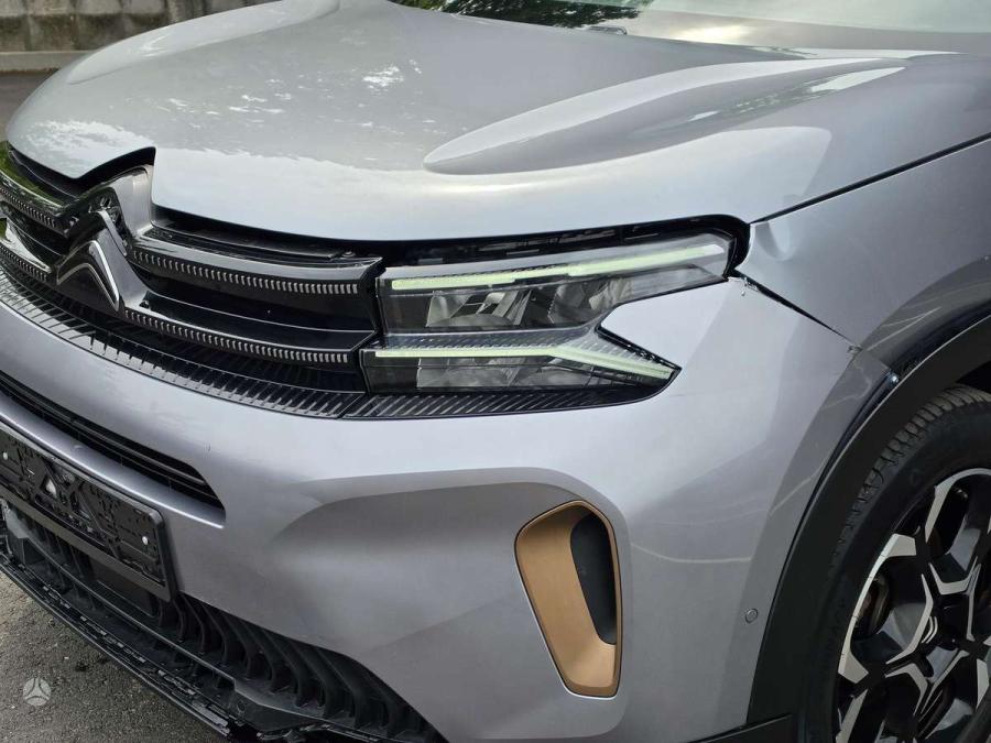 Серый Ситроен C5 Aircross 2023 в Каунас, объемом двигателя 1.50 л и пробегом 57 тыс. км за 11400 €, фото 13 на AUTOMOTO.COM.LV