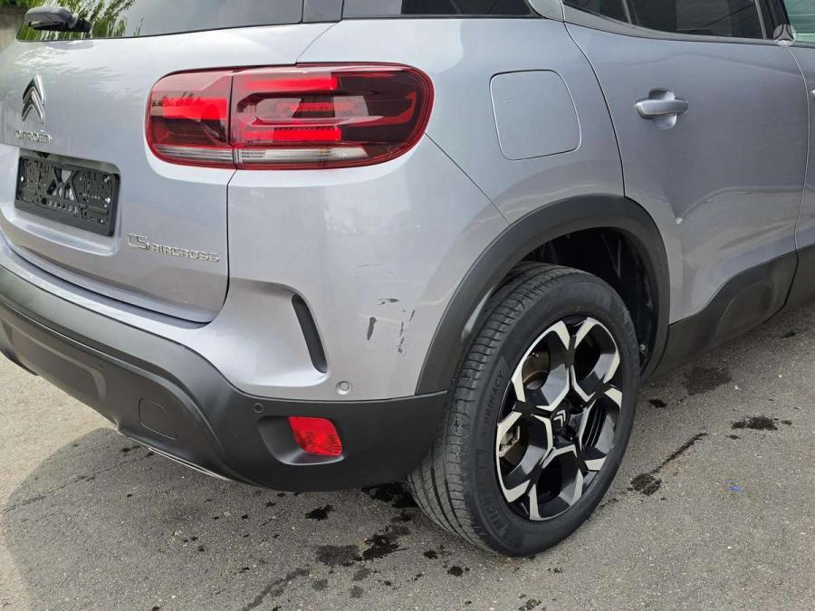 Серый Ситроен C5 Aircross 2023 в Каунас, объемом двигателя 1.50 л и пробегом 57 тыс. км за 11400 €, фото 18 на AUTOMOTO.COM.LV