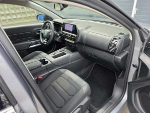 Серый Ситроен C5 Aircross 2023 в Каунас, объемом двигателя 1.50 л и пробегом 57 тыс. км за 11400 €, фото 32 на AUTOMOTO.COM.LV