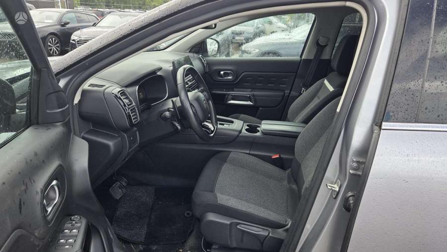 Grey Citroen C5 Aircross 2023 in Marijampole, with an engine capacity of 1.50 L and mileage of 212 thousand km for 14036 €, photo 14 on AUTOMOTO.COM.LV