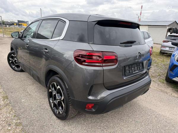 Серый Ситроен C5 Aircross 2023 в Вильнюс, объемом двигателя 1.50 л и пробегом 170 тыс. км за 15500 €, фото 3 на AUTOMOTO.COM.LV