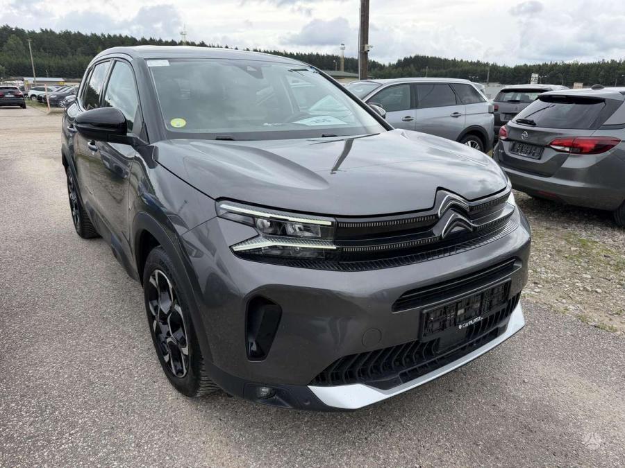 Grey Citroen C5 Aircross 2023 in Vilnius, with an engine capacity of 1.50 L and mileage of 170 thousand km for 15500 €, photo 8 on AUTOMOTO.COM.LV