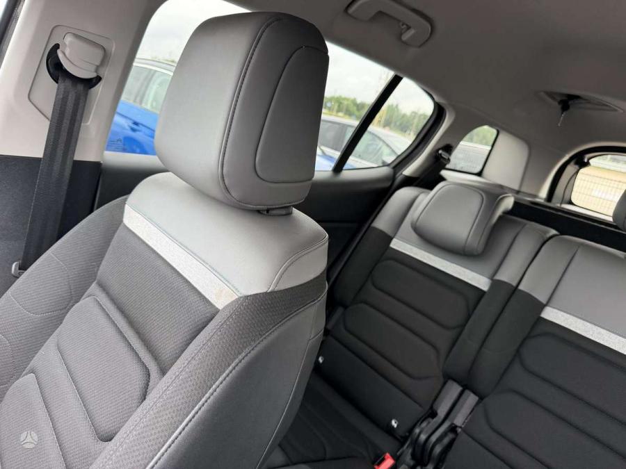 Grey Citroen C5 Aircross 2023 in Vilnius, with an engine capacity of 1.50 L and mileage of 170 thousand km for 15500 €, photo 18 on AUTOMOTO.COM.LV