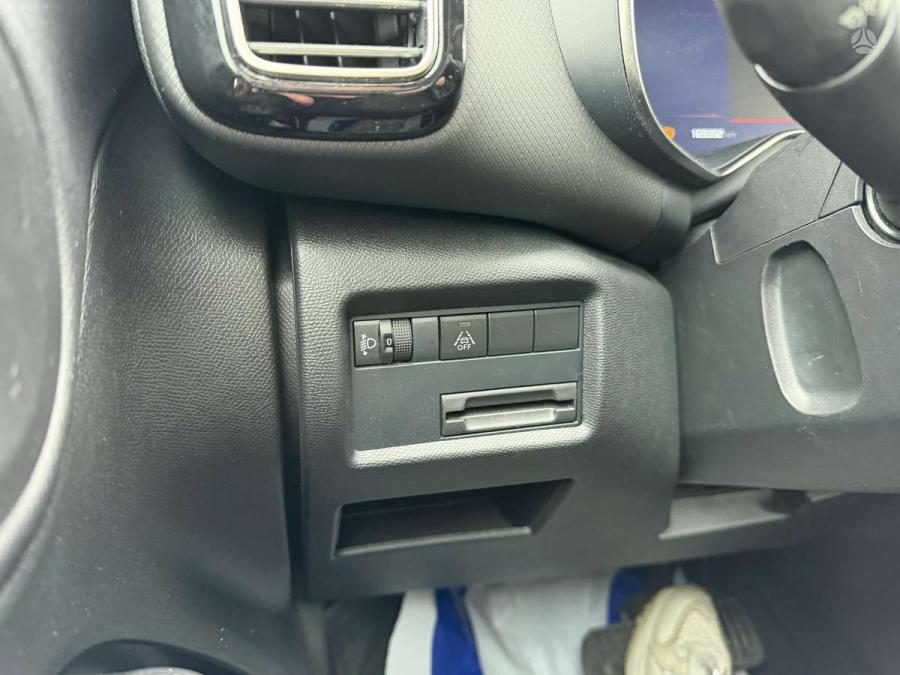 Grey Citroen C5 Aircross 2023 in Vilnius, with an engine capacity of 1.50 L and mileage of 170 thousand km for 15500 €, photo 19 on AUTOMOTO.COM.LV
