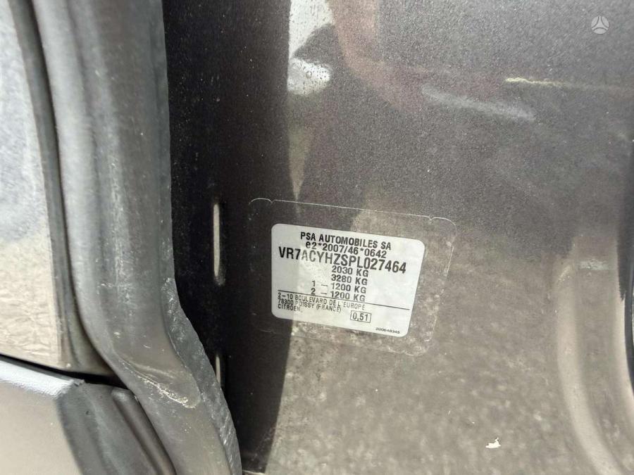 Grey Citroen C5 Aircross 2023 in Vilnius, with an engine capacity of 1.50 L and mileage of 170 thousand km for 15500 €, photo 23 on AUTOMOTO.COM.LV