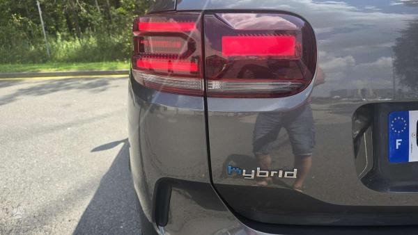 Pelēks Citroen C5 Aircross 2023 Kauņa, ar dzinēja tilpumu 1.60 L un nobraukumu 164 tūkst. km par 15200 €, foto 9 vietnē AUTOMOTO.COM.LV