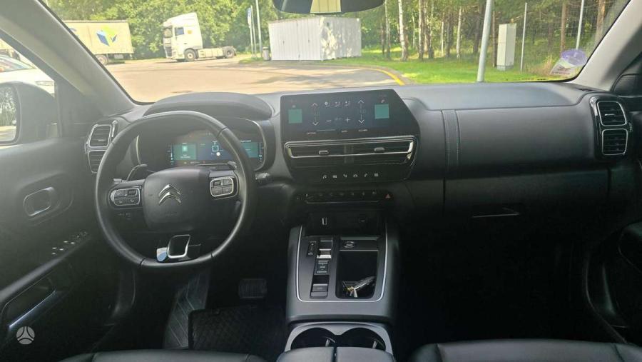 Pelēks Citroen C5 Aircross 2023 Kauņa, ar dzinēja tilpumu 1.60 L un nobraukumu 164 tūkst. km par 15200 €, foto 27 vietnē AUTOMOTO.COM.LV