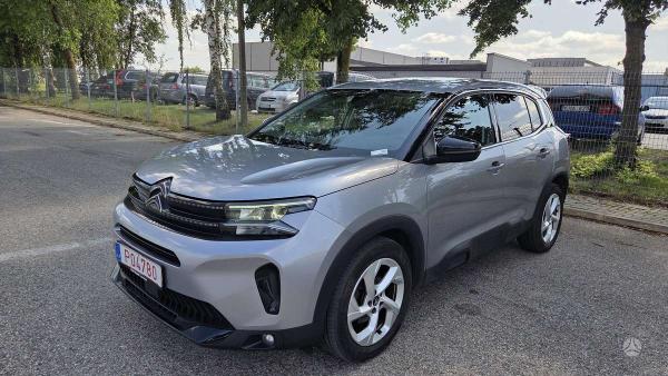 Серый Ситроен C5 Aircross 2023 в Мариямполе, объемом двигателя 1.50 л и пробегом 212 тыс. км за 13552 €, фото 1 на AUTOMOTO.COM.LV