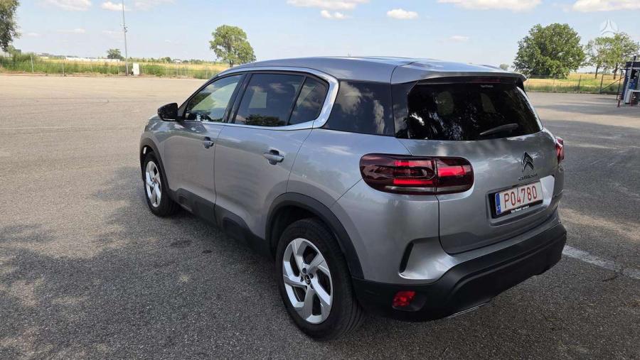 Grey Citroen C5 Aircross 2023 in Marijampole, with an engine capacity of 1.50 L and mileage of 212 thousand km for 13552 €, photo 5 on AUTOMOTO.COM.LV