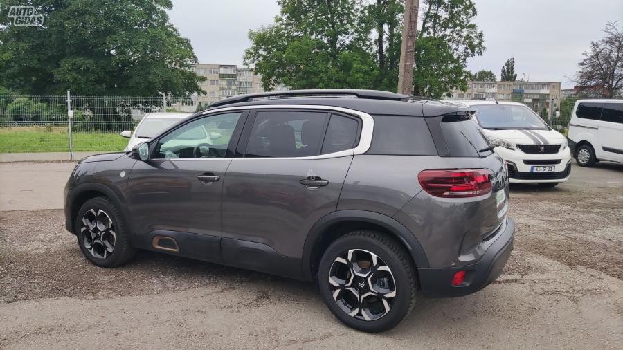 Grey Citroen C5 Aircross 2023 in Klaipeda, with an engine capacity of 1.50 L and mileage of 185 thousand km for 17049 €, photo 5 on AUTOMOTO.COM.LV