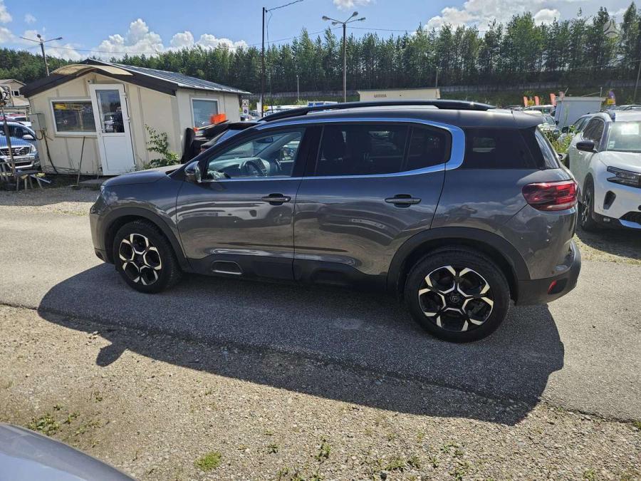 Grey Citroen C5 Aircross 2023 in Vilnius, with an engine capacity of 1.50 L and mileage of 161 thousand km for 15488 €, photo 9 on AUTOMOTO.COM.LV