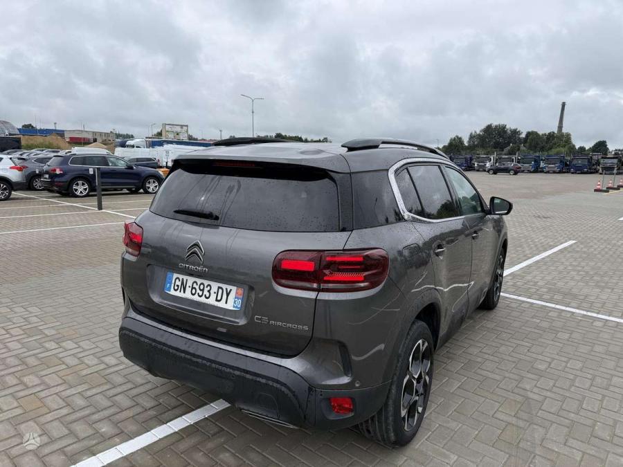Pelēks Citroen C5 Aircross 2023 Tauragė, ar dzinēja tilpumu 1.20 L un nobraukumu 146 tūkst. km par 15004 €, foto 7 vietnē AUTOMOTO.COM.LV