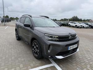 Pelēks Citroen C5 Aircross 2023 Tauragė, ar dzinēja tilpumu 1.20 L un nobraukumu 146 tūkst. km par 15004 €, foto 8 vietnē AUTOMOTO.COM.LV