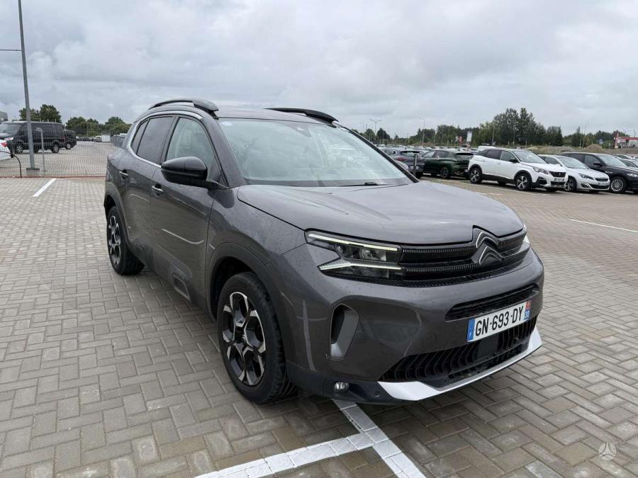 Pelēks Citroen C5 Aircross 2023 Tauragė, ar dzinēja tilpumu 1.20 L un nobraukumu 146 tūkst. km par 15004 €, foto 8 vietnē AUTOMOTO.COM.LV