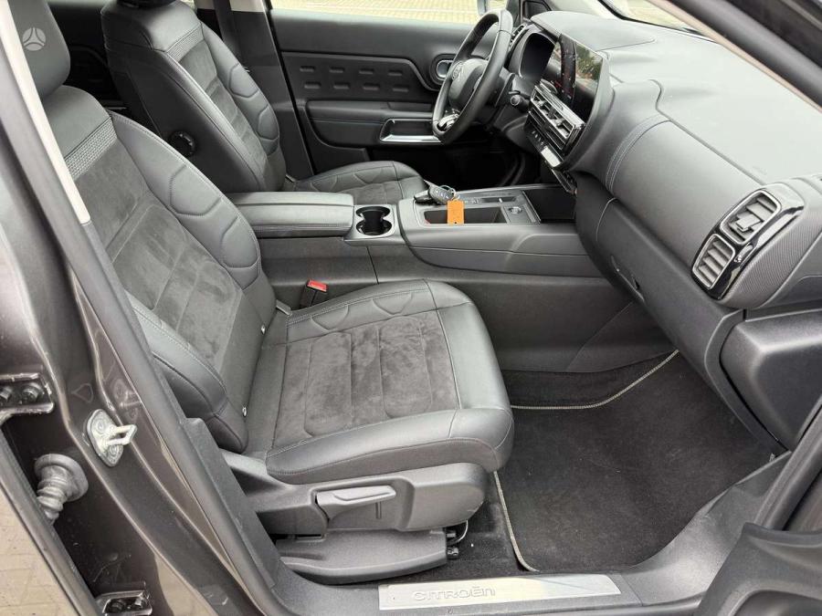 Pelēks Citroen C5 Aircross 2023 Tauragė, ar dzinēja tilpumu 1.20 L un nobraukumu 146 tūkst. km par 15004 €, foto 11 vietnē AUTOMOTO.COM.LV