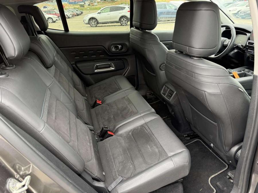 Pelēks Citroen C5 Aircross 2023 Tauragė, ar dzinēja tilpumu 1.20 L un nobraukumu 146 tūkst. km par 15004 €, foto 13 vietnē AUTOMOTO.COM.LV