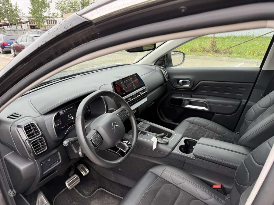 Pelēks Citroen C5 Aircross 2023 Tauragė, ar dzinēja tilpumu 1.20 L un nobraukumu 146 tūkst. km par 15004 €, foto 19 vietnē AUTOMOTO.COM.LV