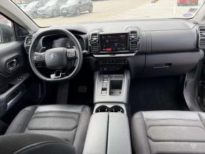 Grey Citroen C5 Aircross 2023 in Taurage, with an engine capacity of 1.20 L and mileage of 163 thousand km for 14036 €, photo 12 on AUTOMOTO.COM.LV