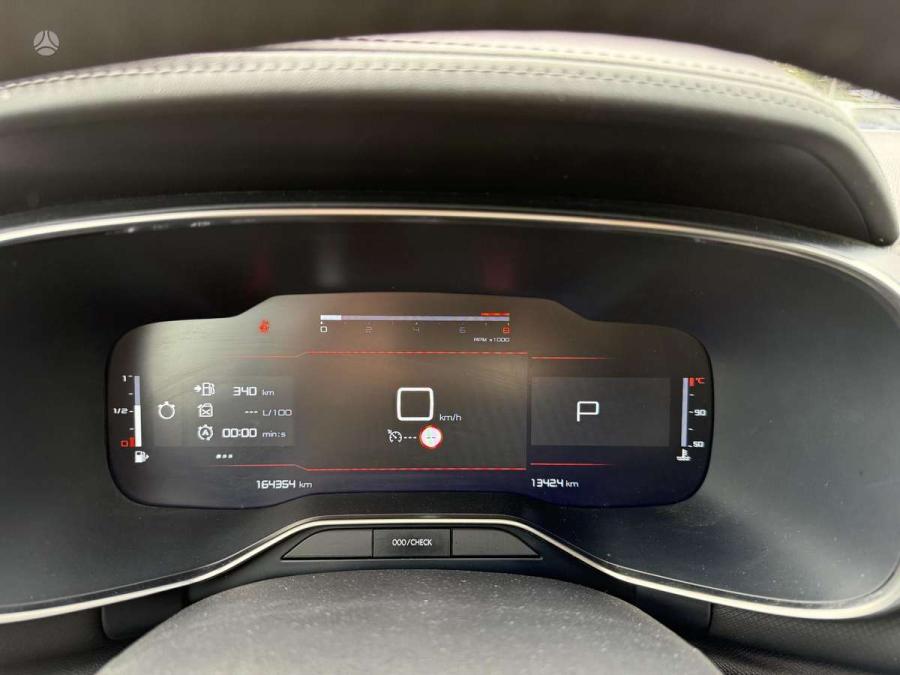 Grey Citroen C5 Aircross 2023 in Taurage, with an engine capacity of 1.20 L and mileage of 163 thousand km for 14036 €, photo 20 on AUTOMOTO.COM.LV
